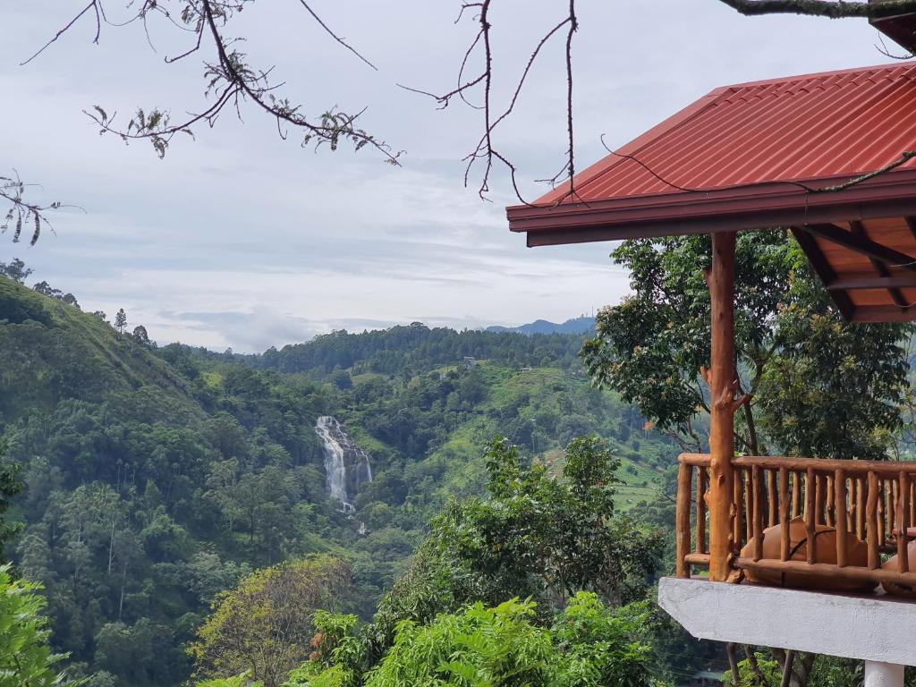 Ella Mount View Guest Inn Hotel - Deals, Photos & Reviews