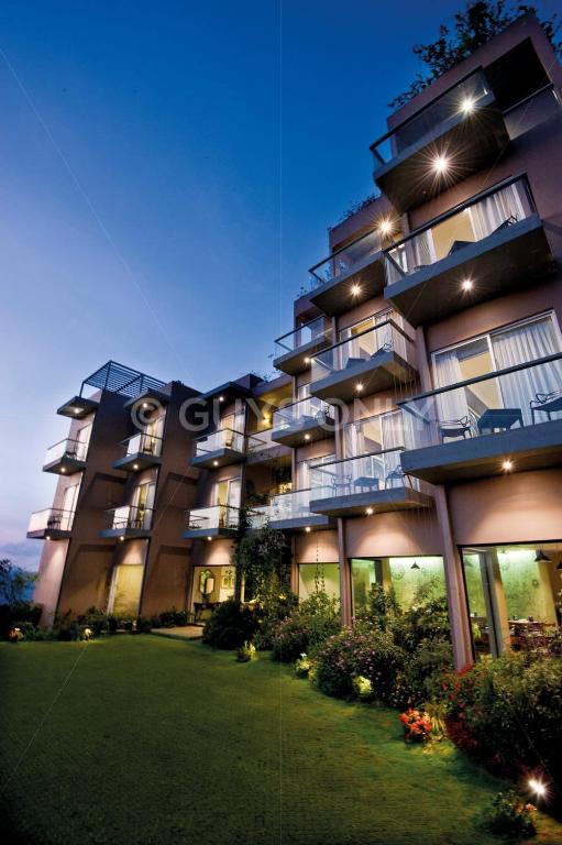 Skyloft Kandy by Aaradhya, Kandy | 2025 Updated Prices, Deals