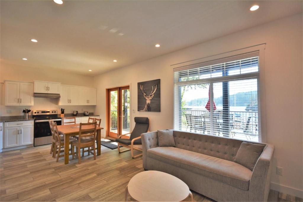 Pender Harbour Resort & Marina, Garden Bay (BC) | 2024 Updated Prices ...