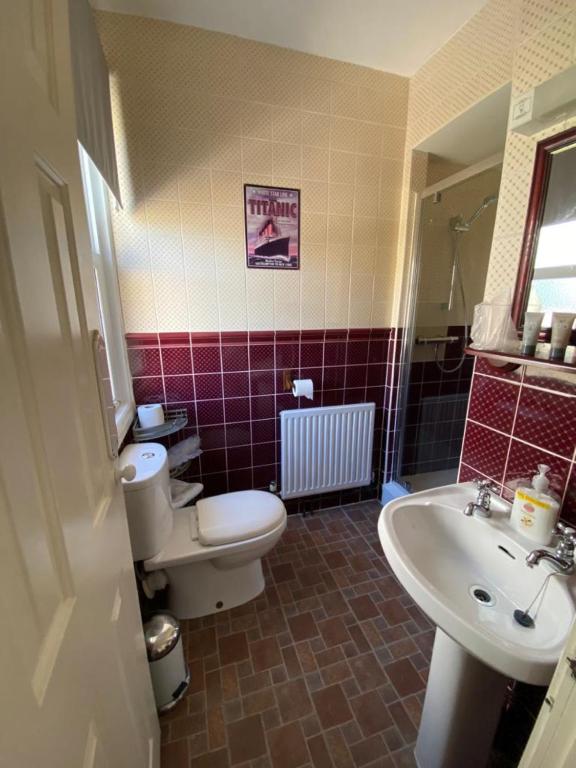 Buckingham Lodge Guest House | Devon Guide