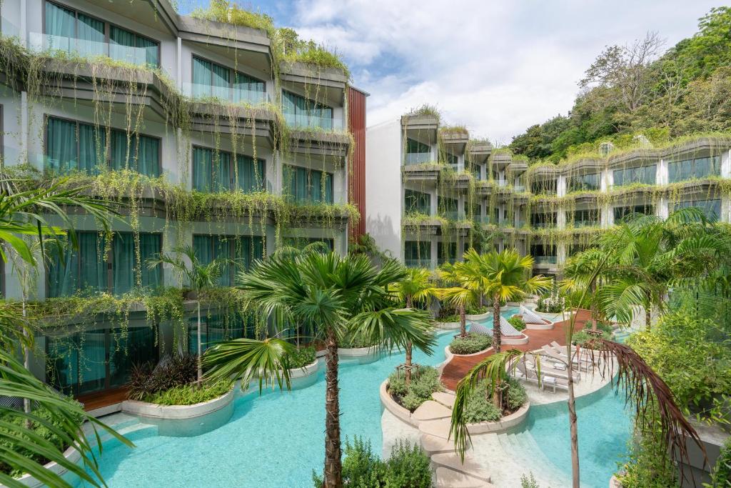 Panwaburi Beachfront Resort Hotel (Phuket) - Deals, Photos & Reviews
