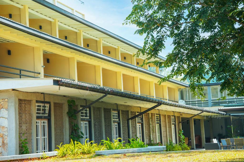 Thilanka Hotel, Kandy | 2024 Updated Prices, Deals
