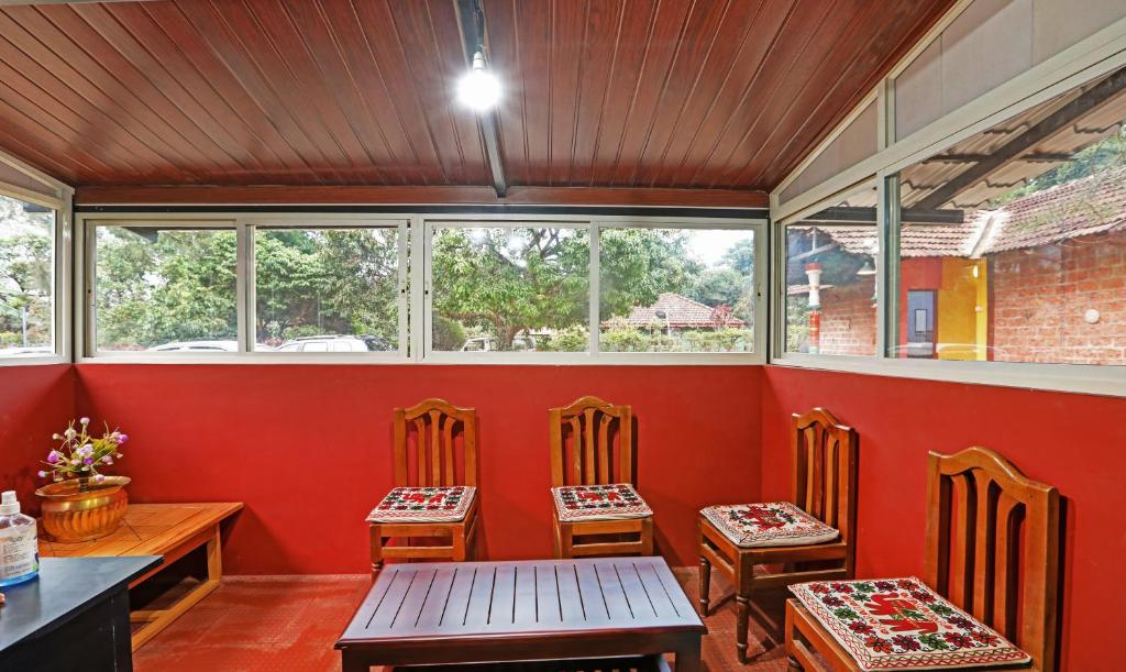 Itsy By Treebo - Allaranda Homestay With Valley View Hotel (Coorg ...