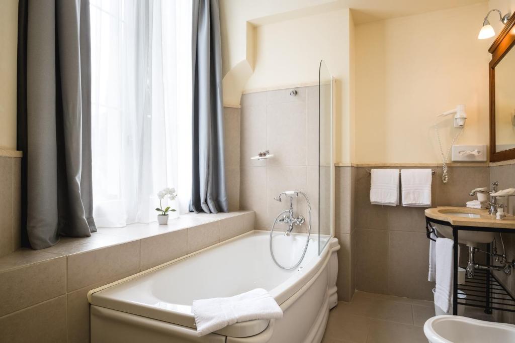 Hotel Reine Victoria Saint Moritz, Saint Moritz | 2024 Updated Prices ...