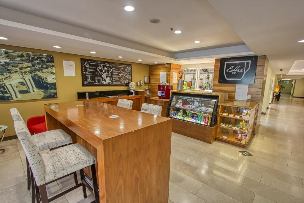 Holiday Inn Leon, Leon | 2024 Updated Prices, Deals