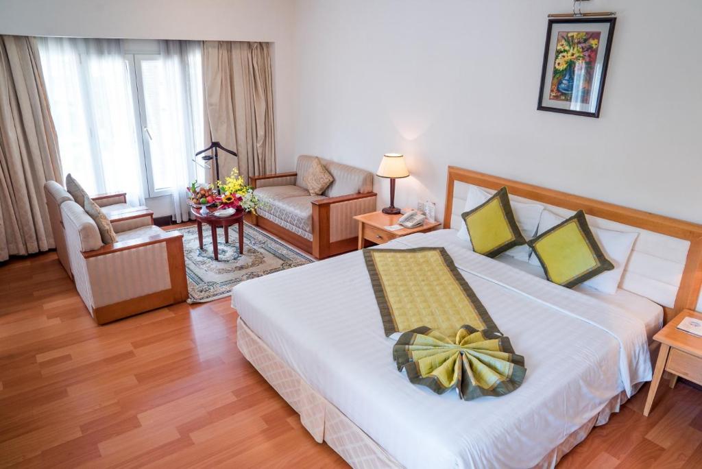 First Hotel, Ho Chi Minh City | 2024 Updated Prices, Deals