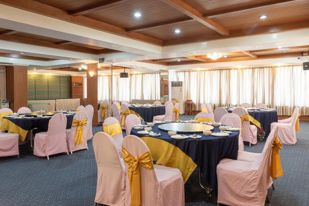 Nonthaburi Palace Hotel, Nonthaburi | 2024 Updated Prices, Deals
