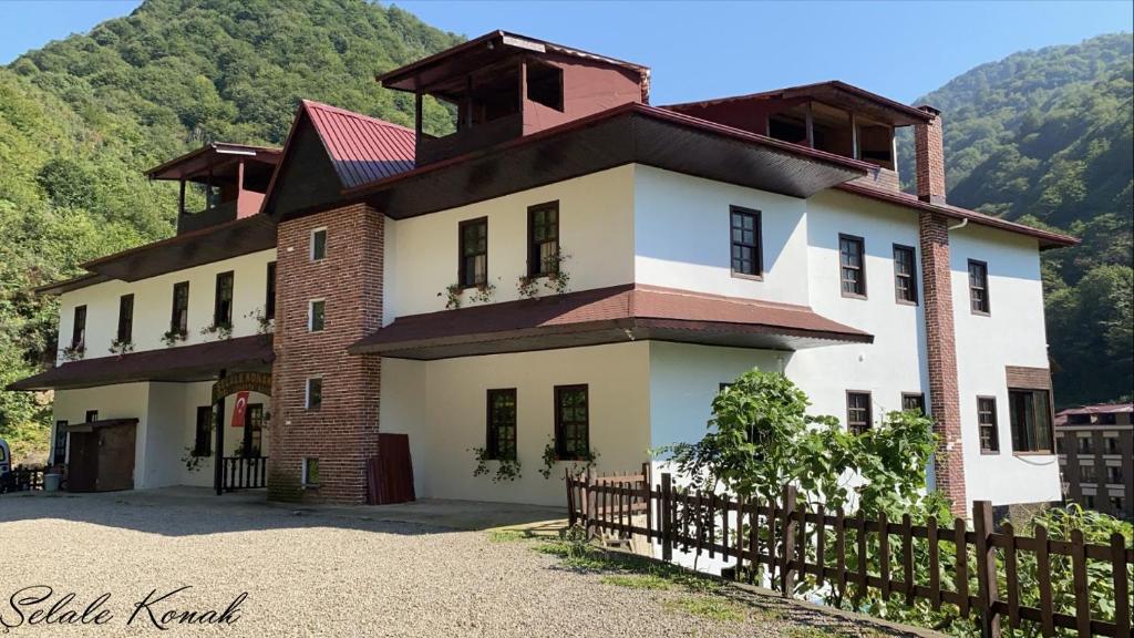 Habur'da Bungalow in Rize, Turkey - reviews, prices | Planet of Hotels