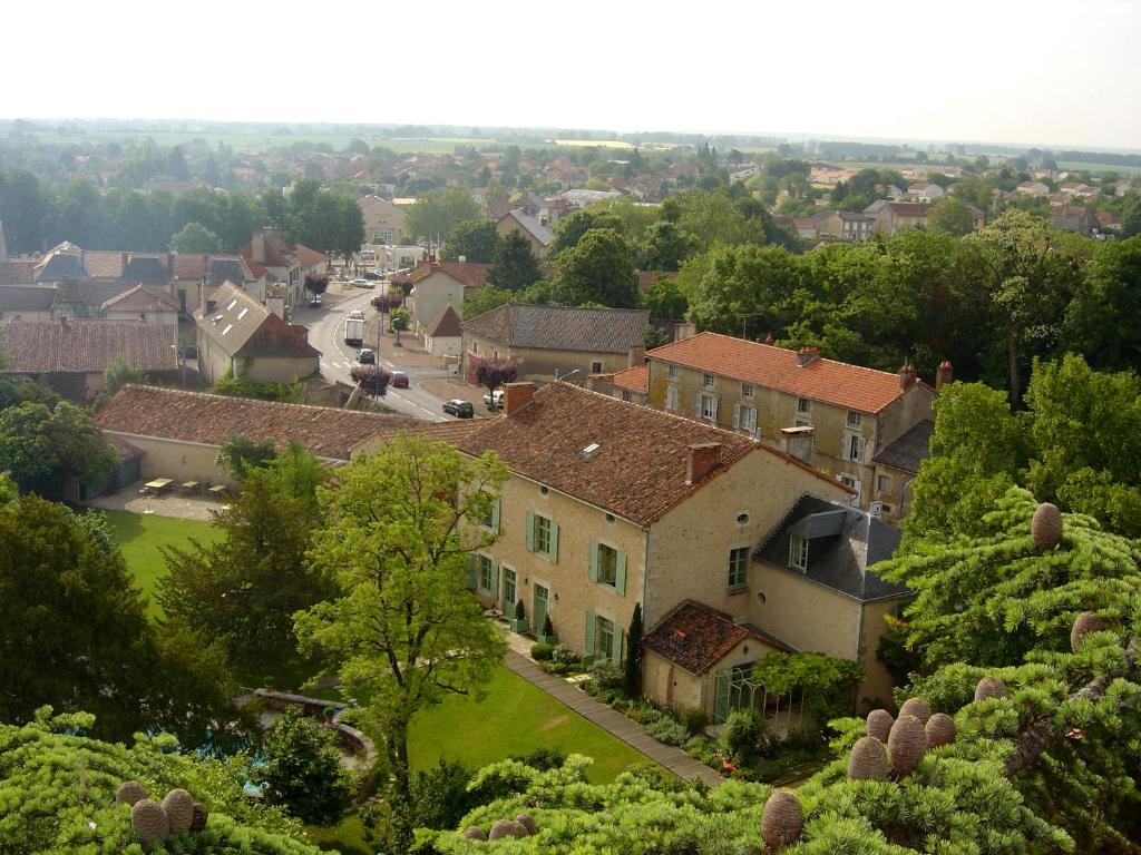 Hotel Les Orangeries Lussac-les-Châteaux