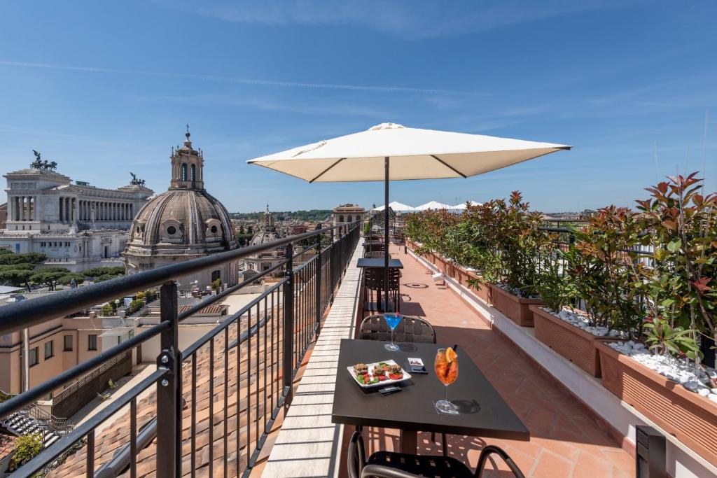 H10 Palazzo Galla Hotel (Rome) - Deals, Photos & Reviews