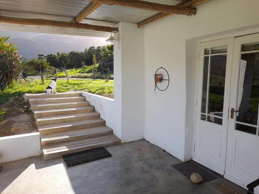 Die Hoenderhok and Die Plaashuisie, Swellendam | 2024 Updated Prices, Deals