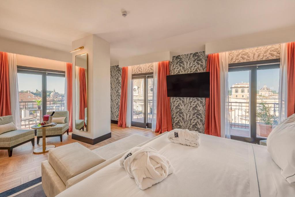 H10 Palazzo Galla Hotel (Rome) - Deals, Photos & Reviews