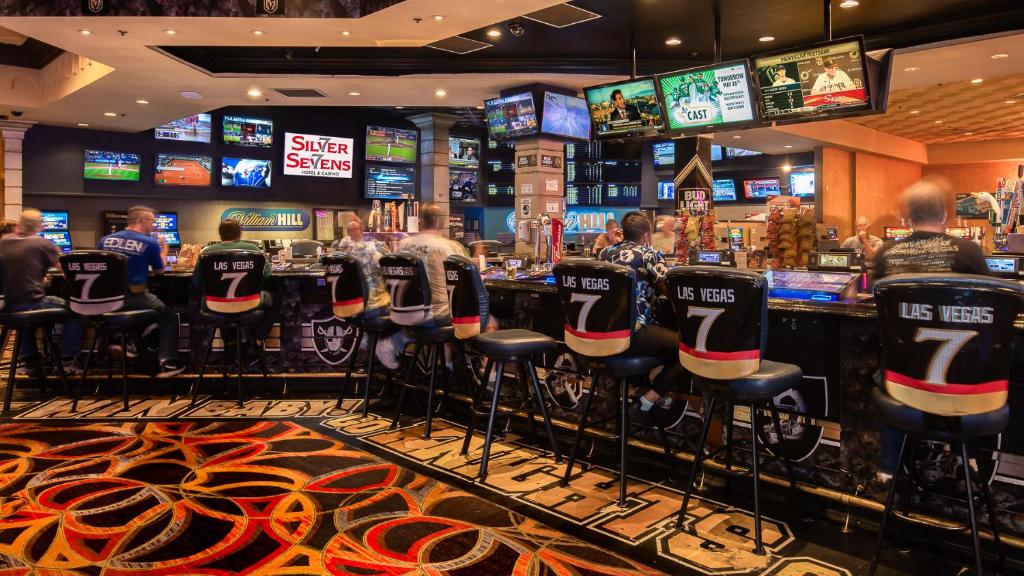 Silver Sevens Hotel & Casino, Las Vegas (NV) | 2024 Updated Prices, Deals