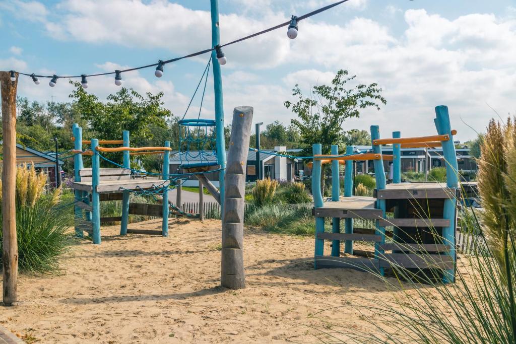 EuroParcs De Kraaijenbergse Plassen, Village de vacances Groot-Linden