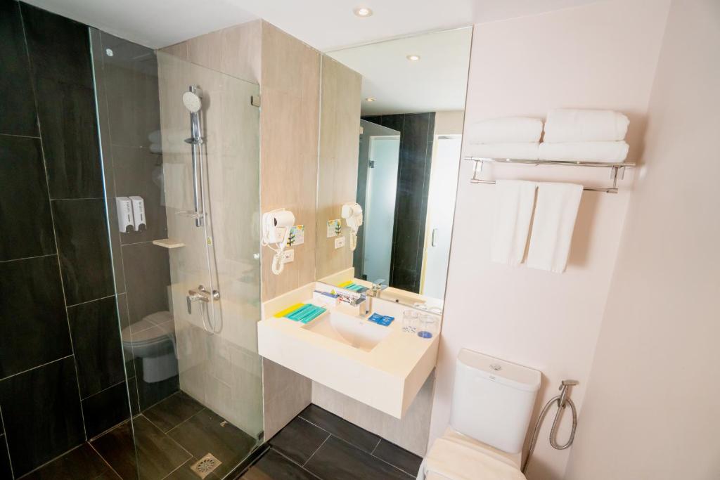 Solea Palm Resort Mactan, Cebu | 2024 Updated Prices, Deals