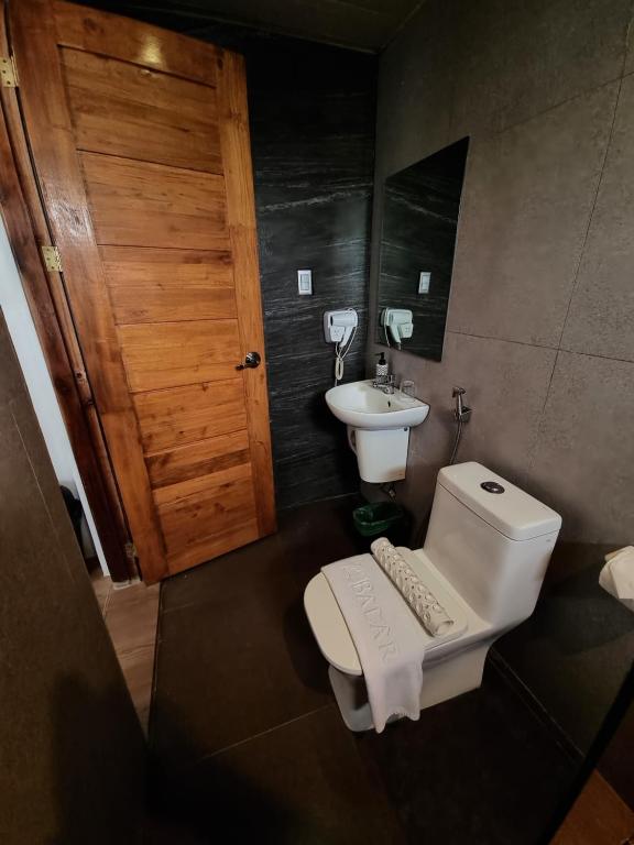 Best Price on Balar Hotel and Spa in Marinduque + Reviews!