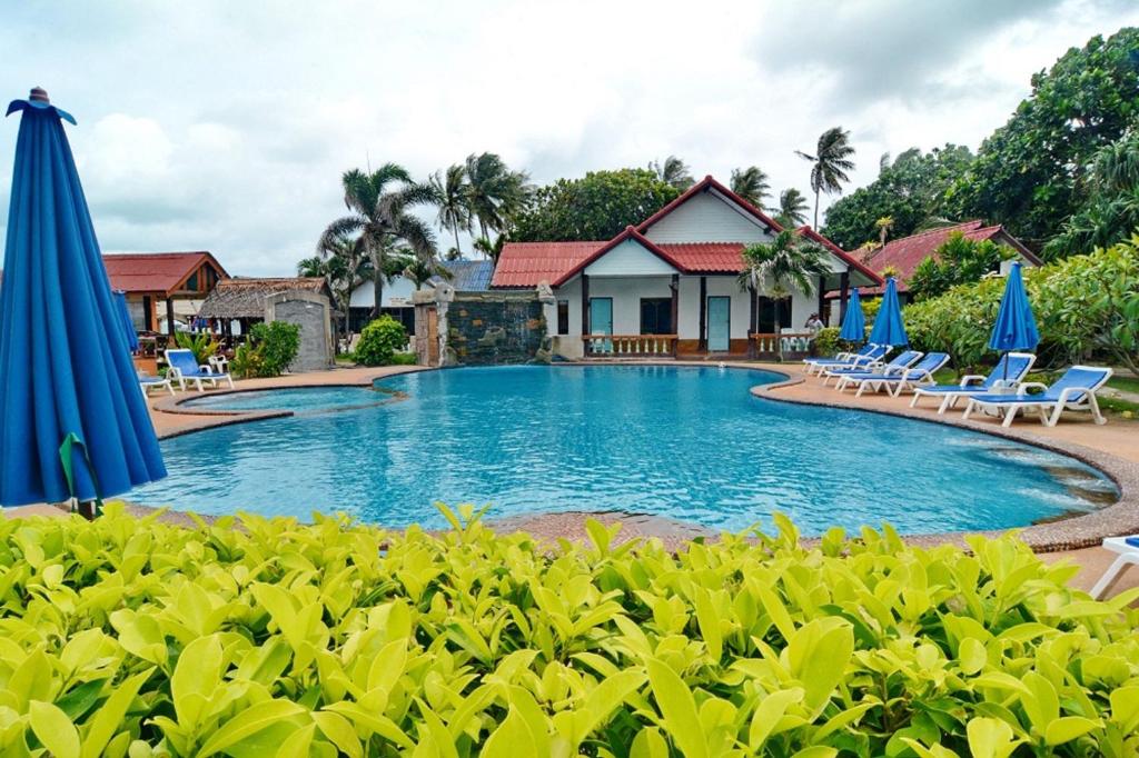 Blue Andaman Lanta Resort in Koh Lanta - See 2023 Prices