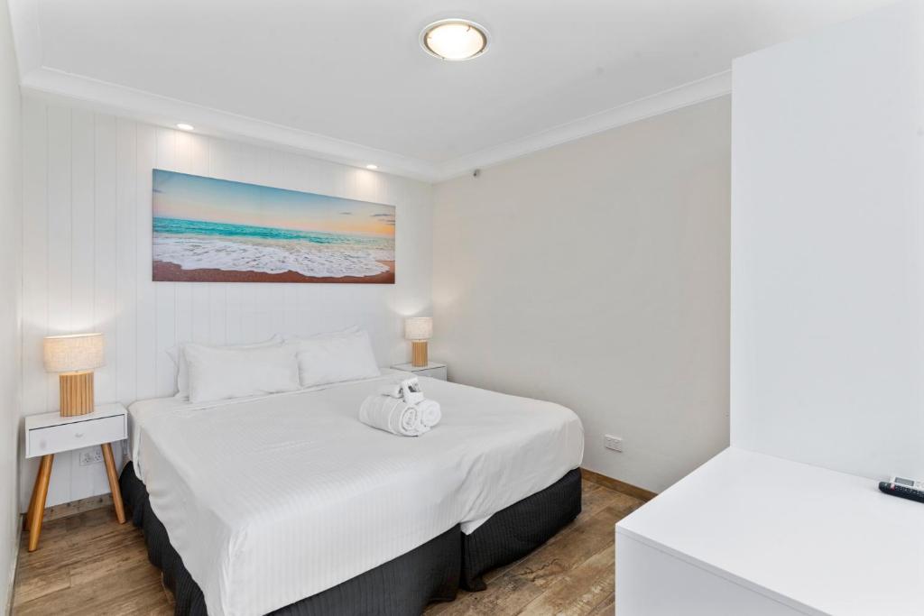 Beachcomber Resort Surfers Paradise, Gold Coast | 2024 Updated Prices ...