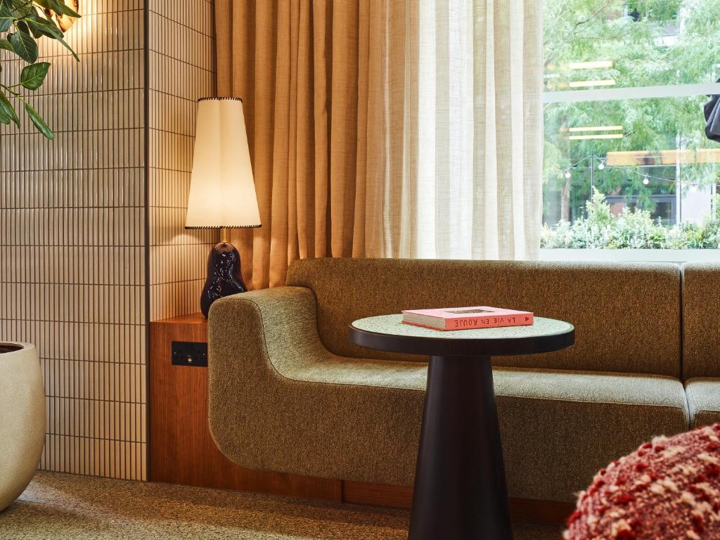 TRIBE London Canary Wharf Hotel - Deals, Photos & Reviews