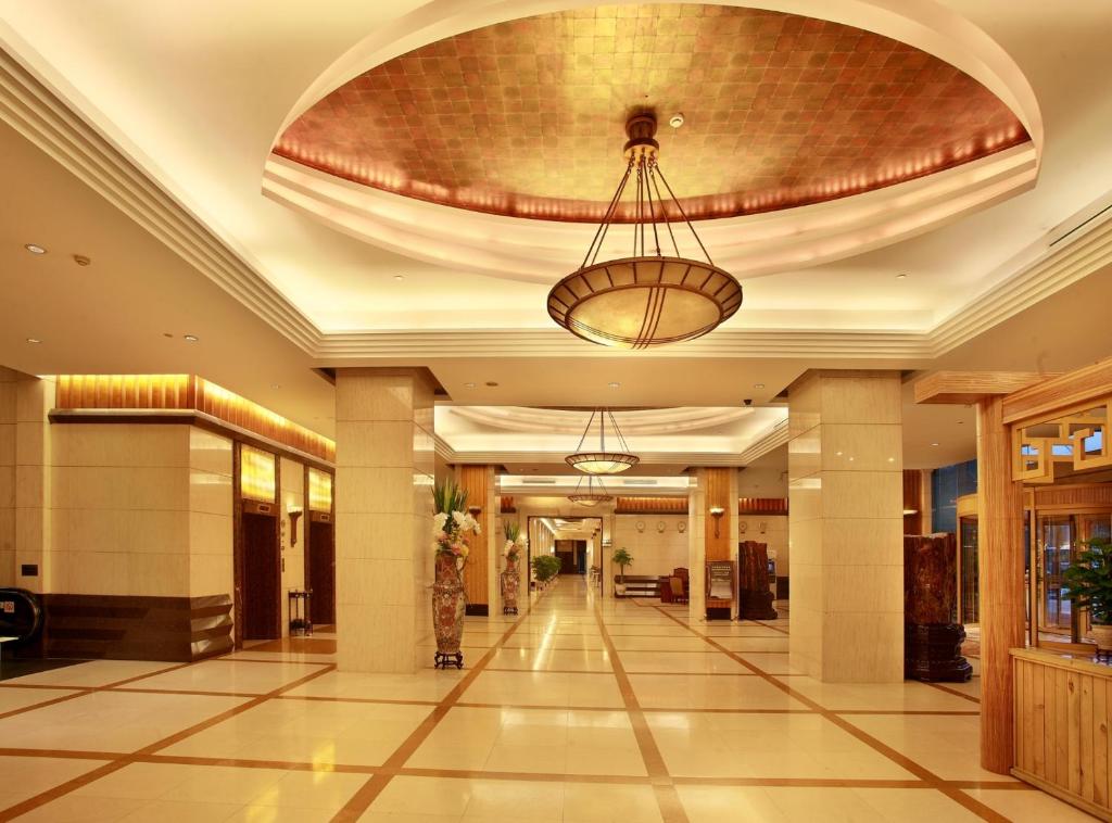 Lijiang Waterfall Hotel, Guilin | 2024 Updated Prices, Deals