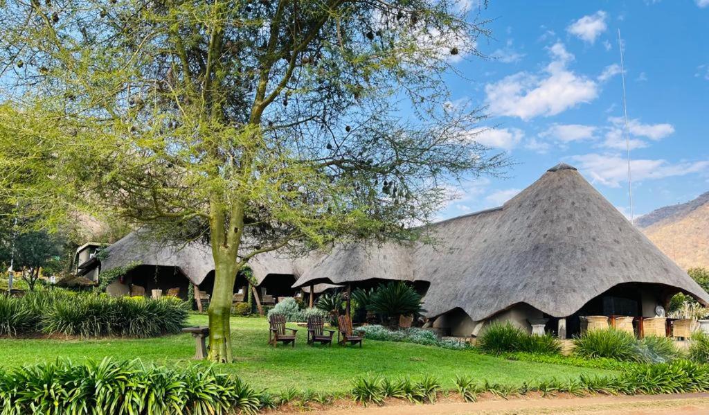 Lesolo Lodge in Burgersfort, South Africa - reviews, prices | Planet of ...