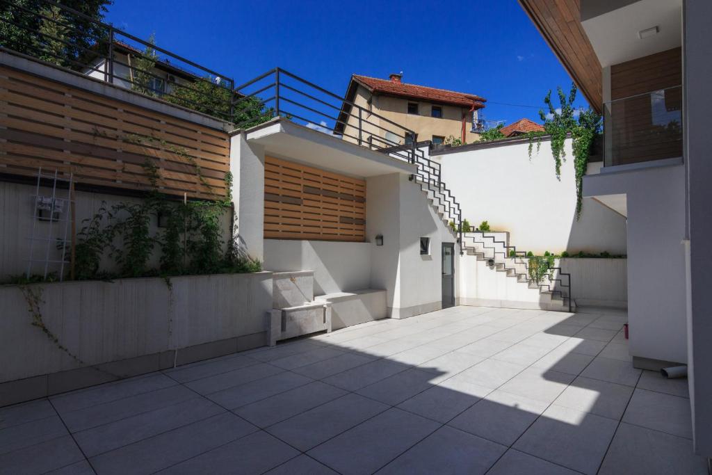 Mayisa Apartments Entire apartment (Sarajevo) - Deals, Photos & Reviews