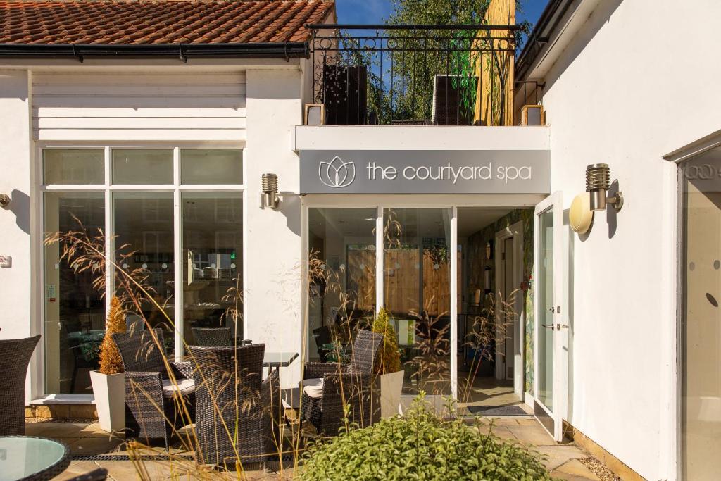 The Bridge Hotel, Wetherby | 2025 Updated Prices, Deals