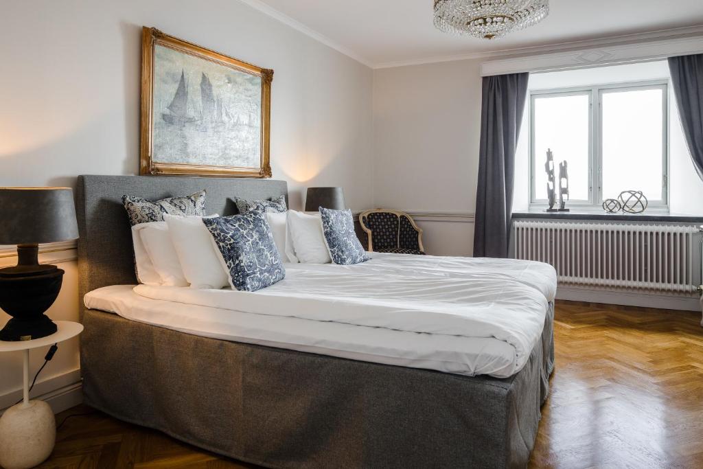 Best Price on Hotel Gyllene Uttern in Granna + Reviews!