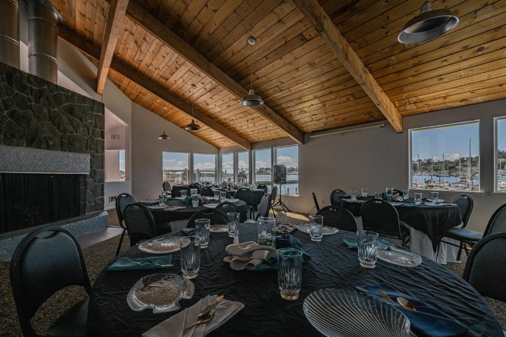 Embarcadero Resort, Newport (OR) | 2024 Updated Prices, Deals