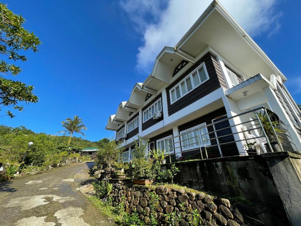 Best Price on La View Mountain Resort in Real + Reviews!