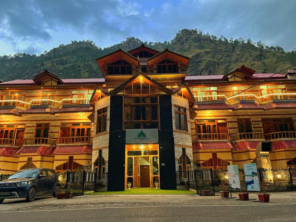 Mid Orchard Cottage, Kasol, India - reviews, prices | Planet of Hotels