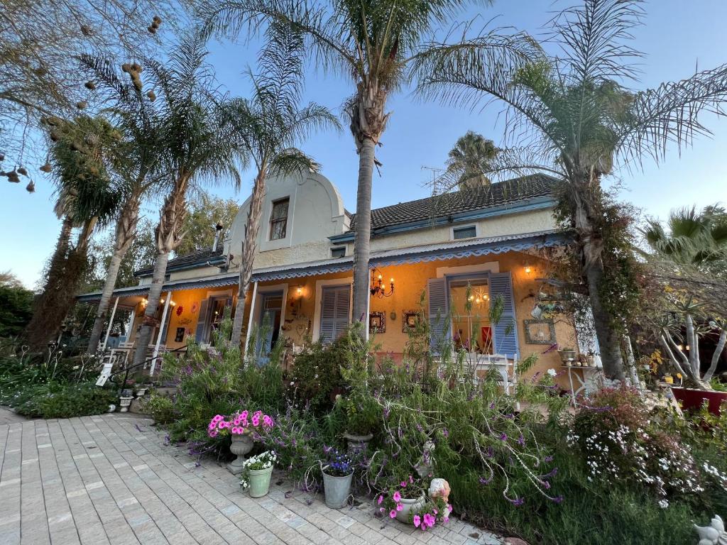 Yellow Aloe Guest House , Clanwilliam | 2023 Updated Prices, Deals