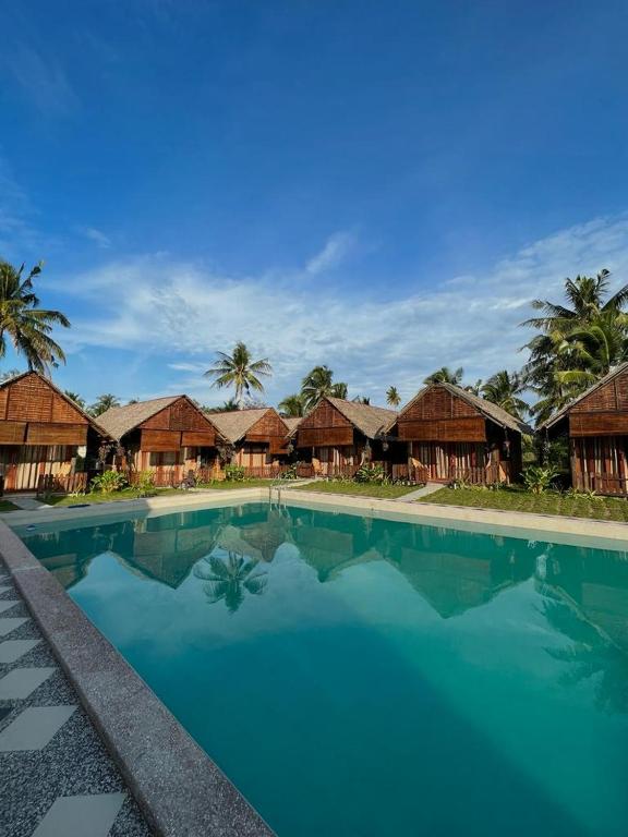 Nipoh Beach Cottage Hotel (Kijal) - Deals, Photos & Reviews