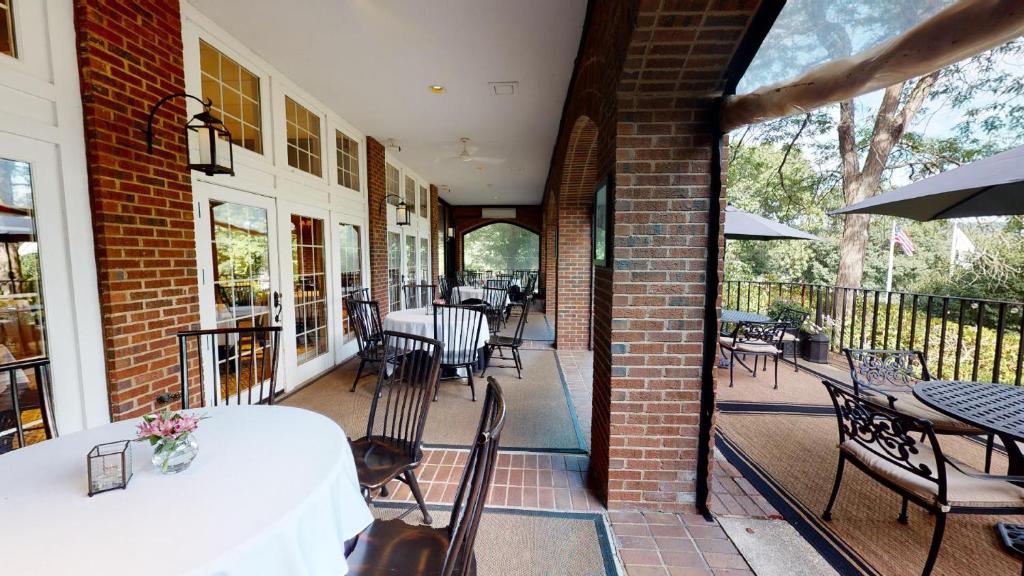 The Simsbury Inn, Simsbury (CT) | 2024 Updated Prices, Deals