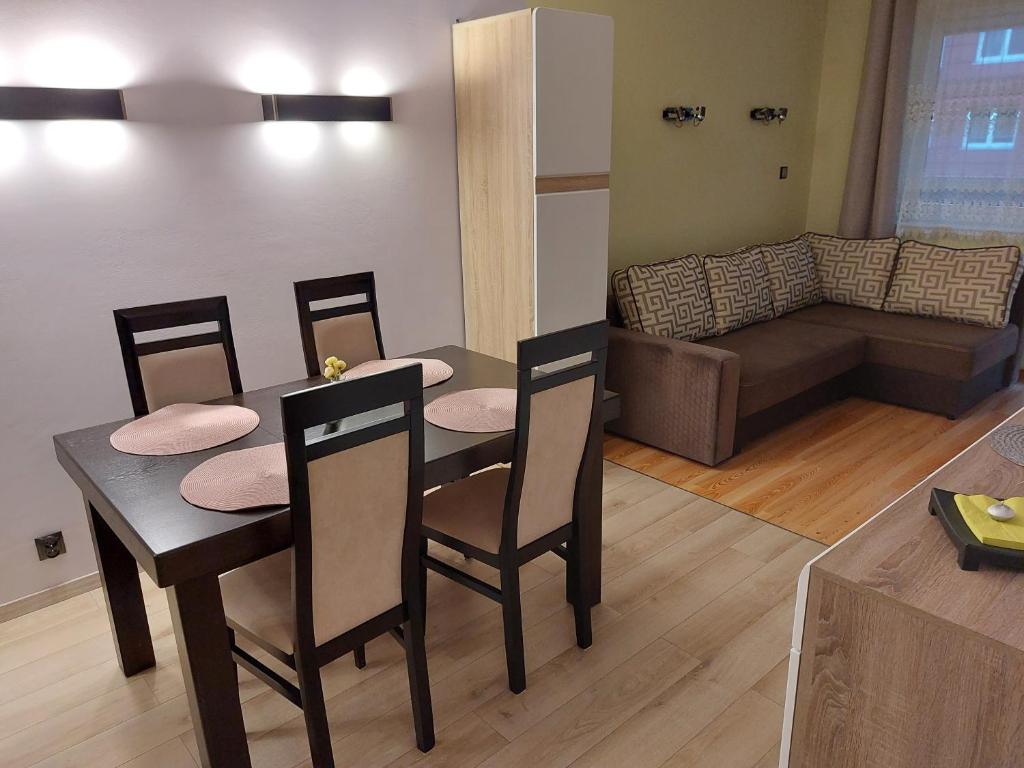 Przytulne miejsce do odpoczynku i pracy, Wrocław from $32