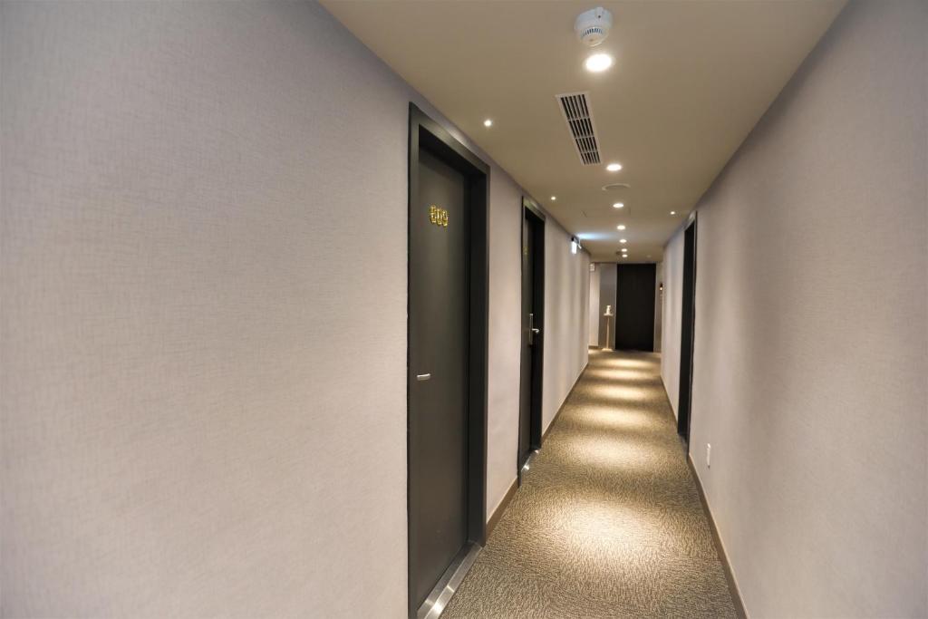 Chair Man Hotel, Taipei | 2024 Updated Prices, Deals
