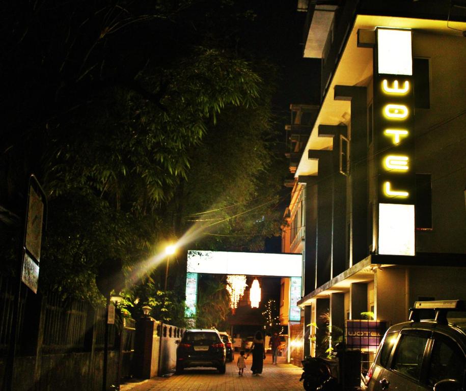 Wotel Calangute Hotel (Goa) - Deals, Photos & Reviews