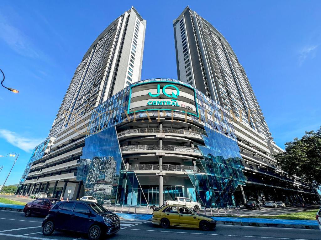 Jesselton Quay Premier Suites Kota Kinabalu Serviced apartment - Deals ...