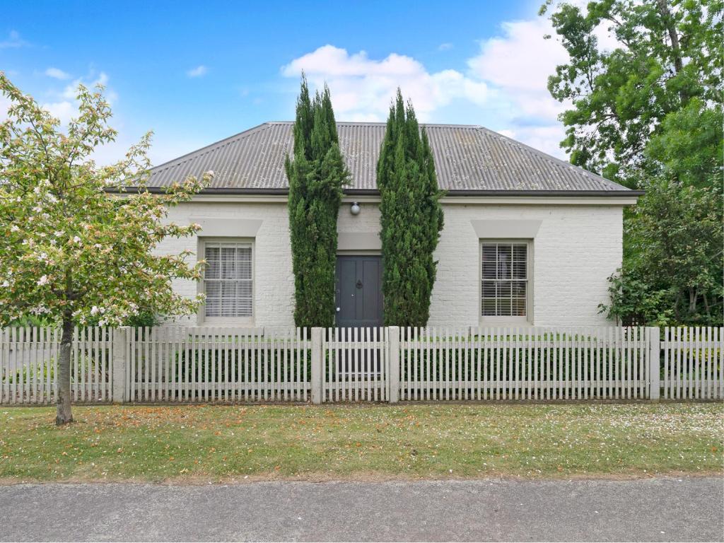 The Red Feather Inn, Hadspen | 2024 Updated Prices, Deals