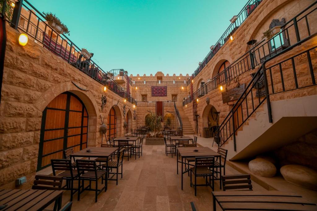 와디럼의 Sinam Desert Resort :: 아고다 - Agoda