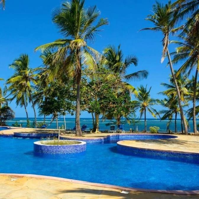 La Mera Beach Apartments In Mombasa Kenya Reviews Prices Planet Of Hotels