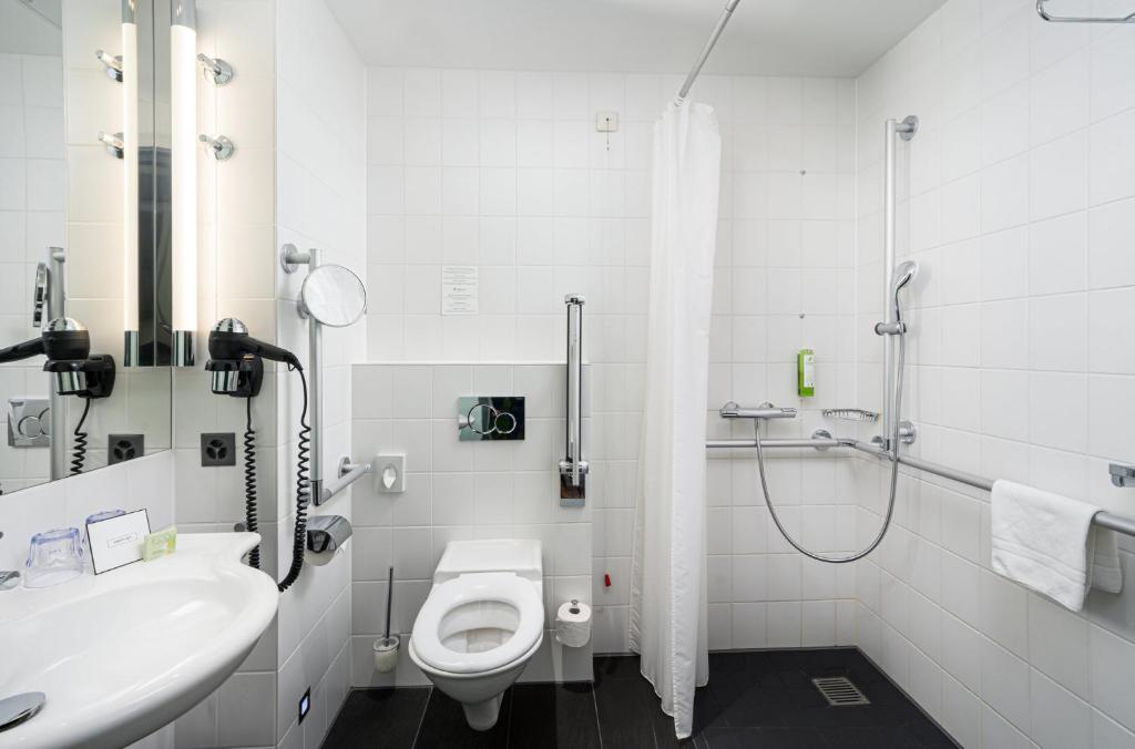 Holiday Inn Bern Westside, Bern | 2024 Updated Prices, Deals