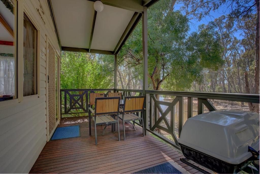 Moama Riverside Holiday Park, Moama | 2024 Updated Prices, Deals