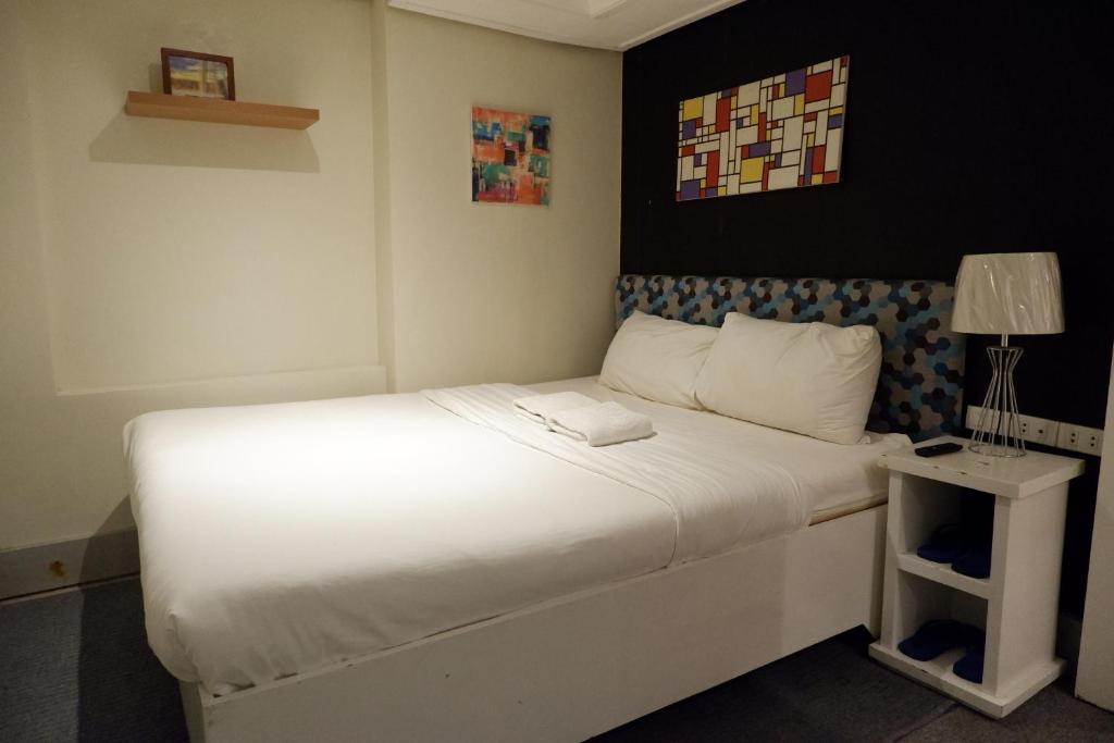 Sunset View Ridge Residences Hotel (Baguio) - Deals, Photos & Reviews