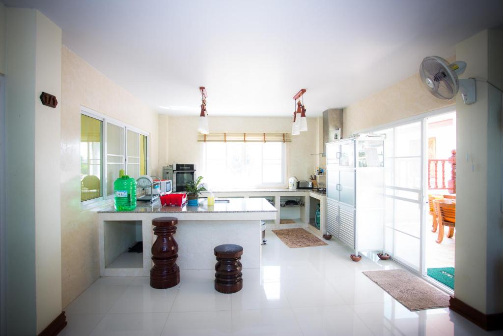 Thararin Villa, Suphan Buri | 2024 Updated Prices, Deals