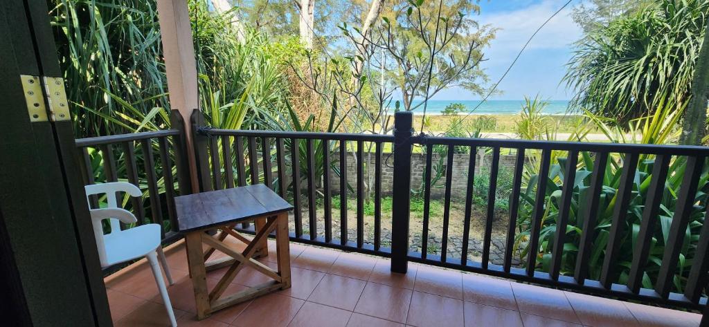 Pandan Laut Beach Resort, Merang | 2024 Updated Prices, Deals