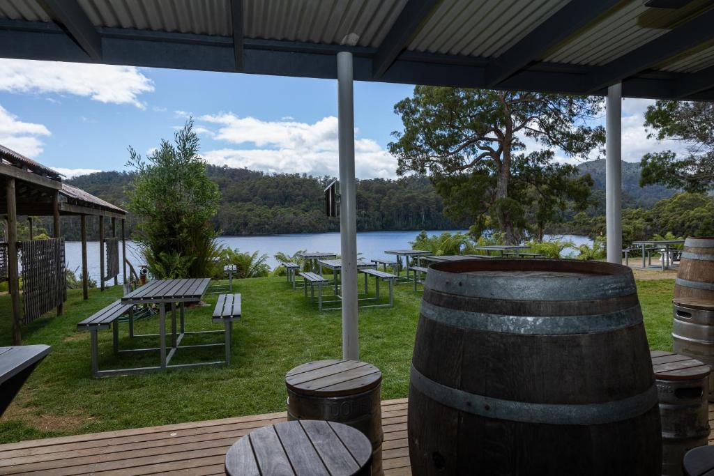 Tullah Lakeside Lodge, Tullah | 2024 Updated Prices, Deals