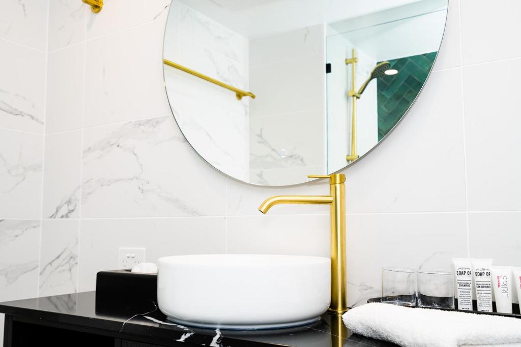 The Benson Hotel, Cairns | 2024 Updated Prices, Deals