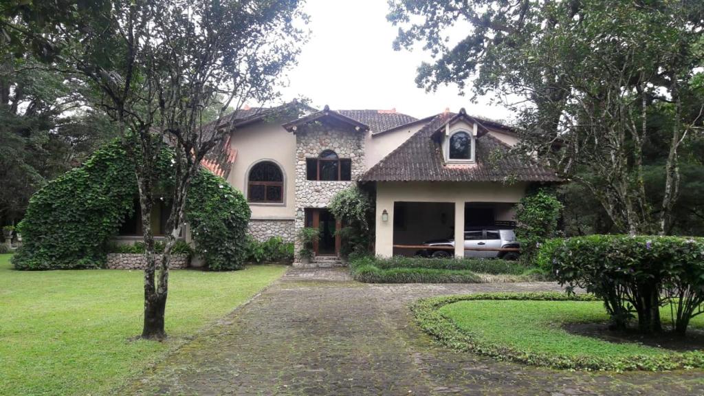 Ph Jardin El Rompio Casa 35 in Los Santos, Panama - reviews, prices ...