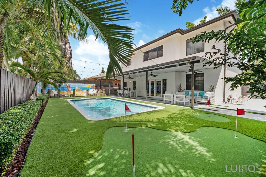 up to 35% OFF - Luxury Beach Oasis - Heated Pool, Game Extravaganza L44 ...